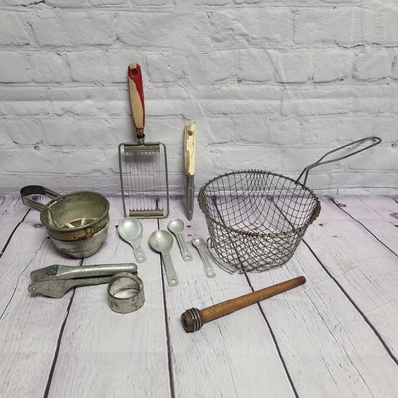 Antique | Accents | Vintage Antique Primitive Wood Handle And Metal ...